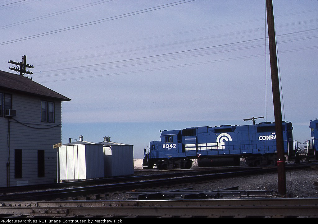 Westbound Conrail at HN Cabin